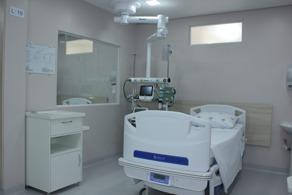 UTI Adulta - Hospital Santa Cruz